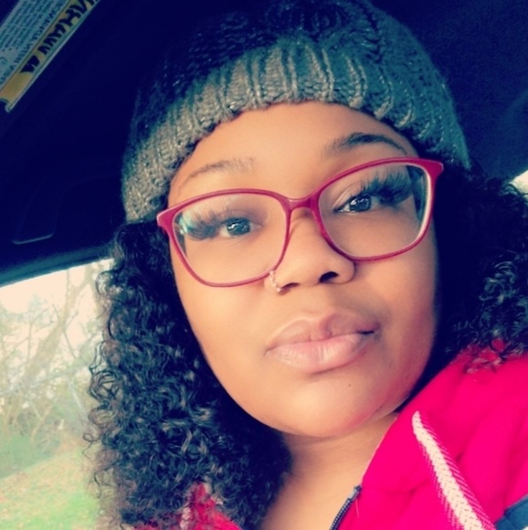 Jimisha's Closet (@uneekstylz699) | Poshmark